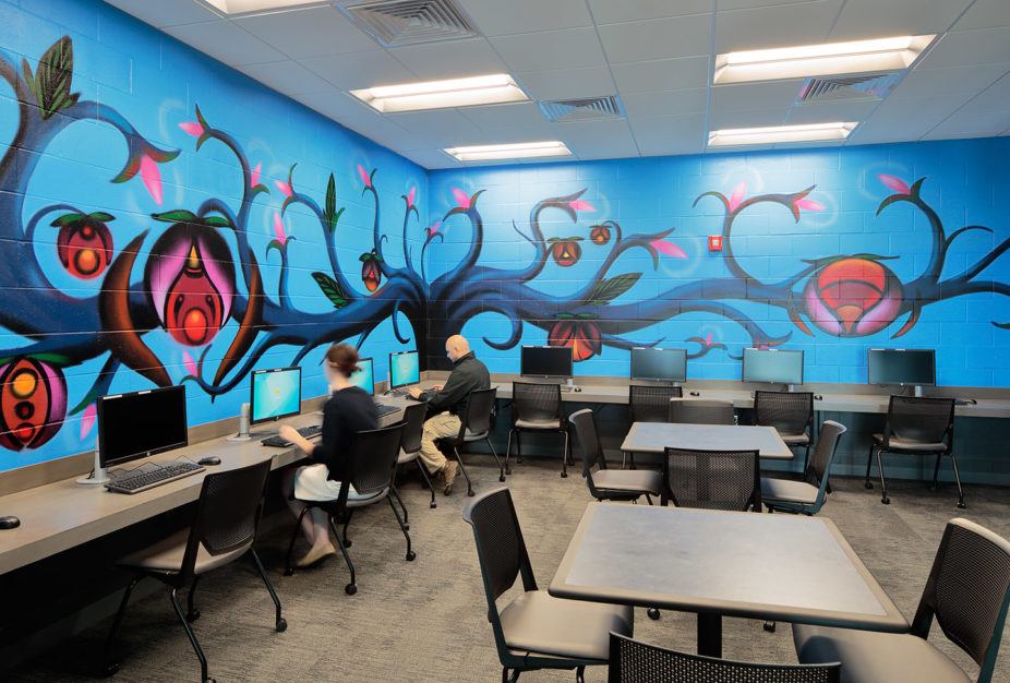 Kansas City Police Department Builds Community Through New Leon Mercer ...