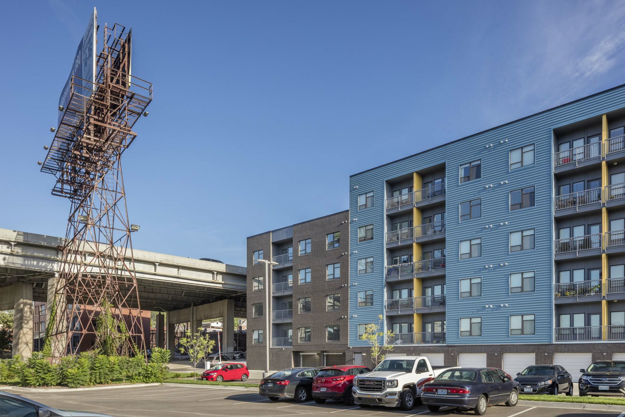 New Luxury Apartments Transform Challenging Site in Downtown Kansas ...