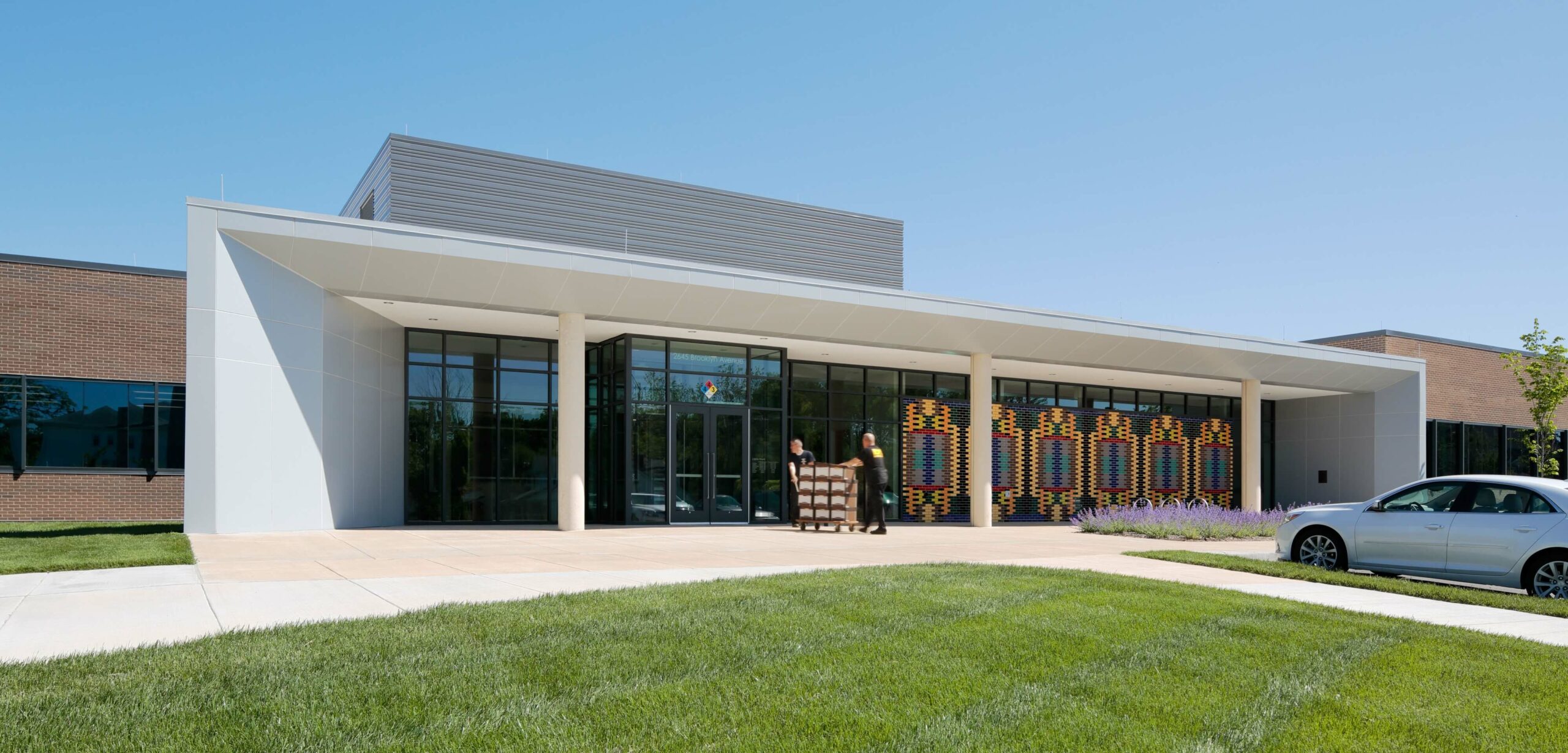 Kansas City Police Department Builds Community Through New Leon Mercer ...